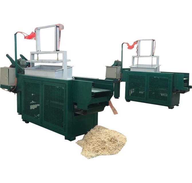 Capacity 500kgs/hour Diesel Engine Wood Shaving Mill Wood Shavings ...