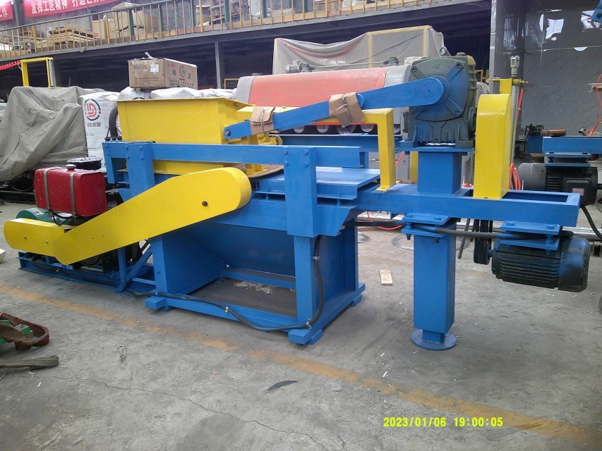 Capacity 500kgs/hour Diesel Engine Wood Shaving Mill Wood Shavings ...